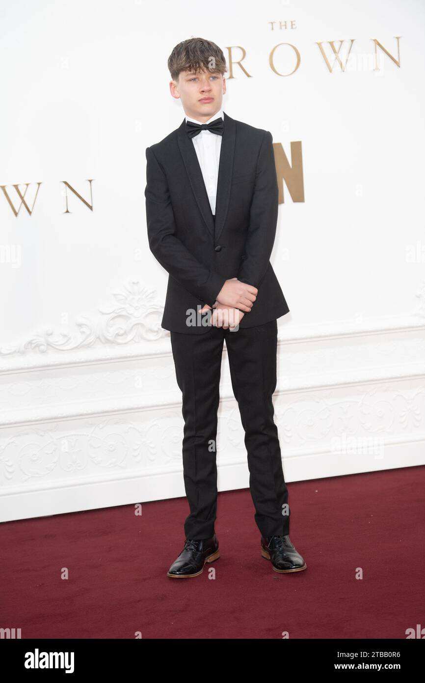 London, UK. 05 Dec, 2023. Pictured: Fflyn Edwards attends The Crown's ...