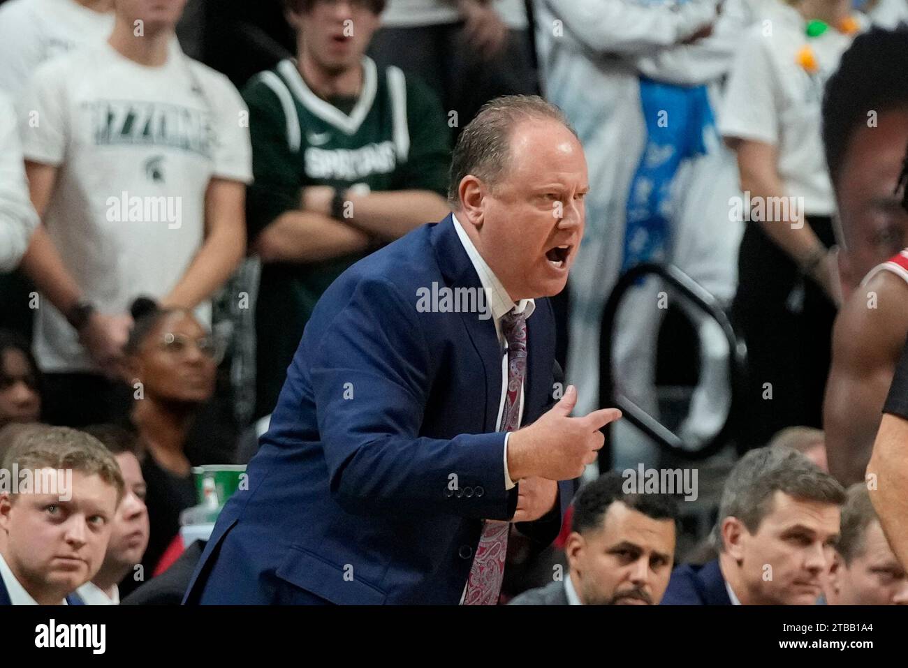 Wisconsin head coach Greg Gard yells from the sideline during the ...