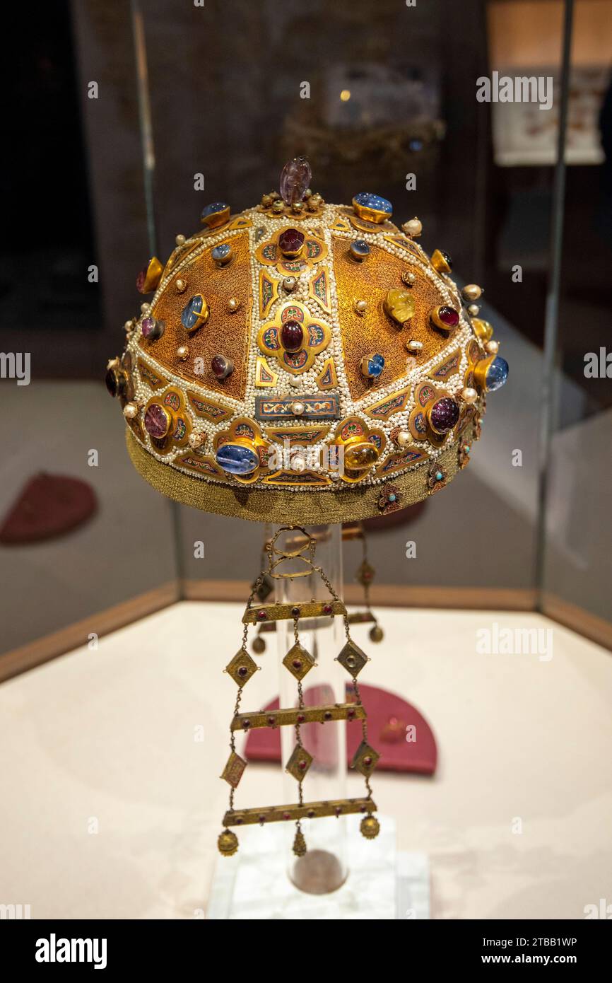 Old Medieval Crown on Display Stock Photo - Alamy