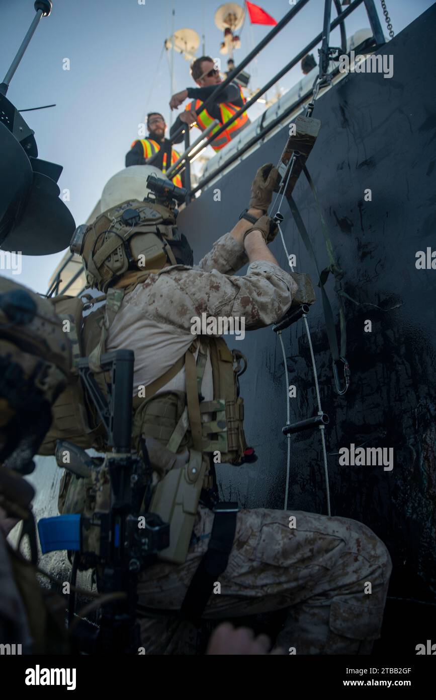 A U.S. Marine assigned to Reconnaissance Company, 15th Marine ...