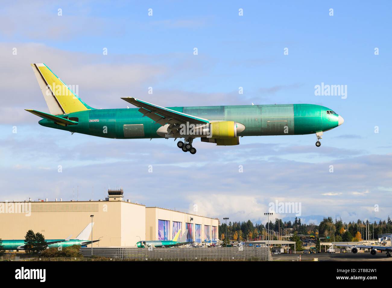 Boeing manufacturing site hi-res stock photography and images - Alamy