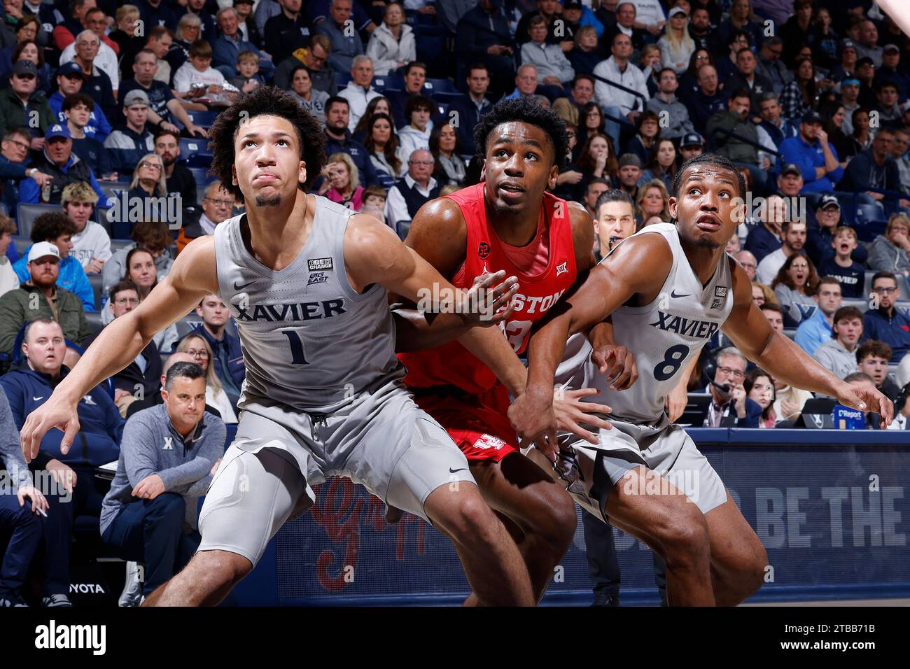 CINCINNATI, OH - DECEMBER 01: Xavier Musketeers guard Desmond Claude (1 ...