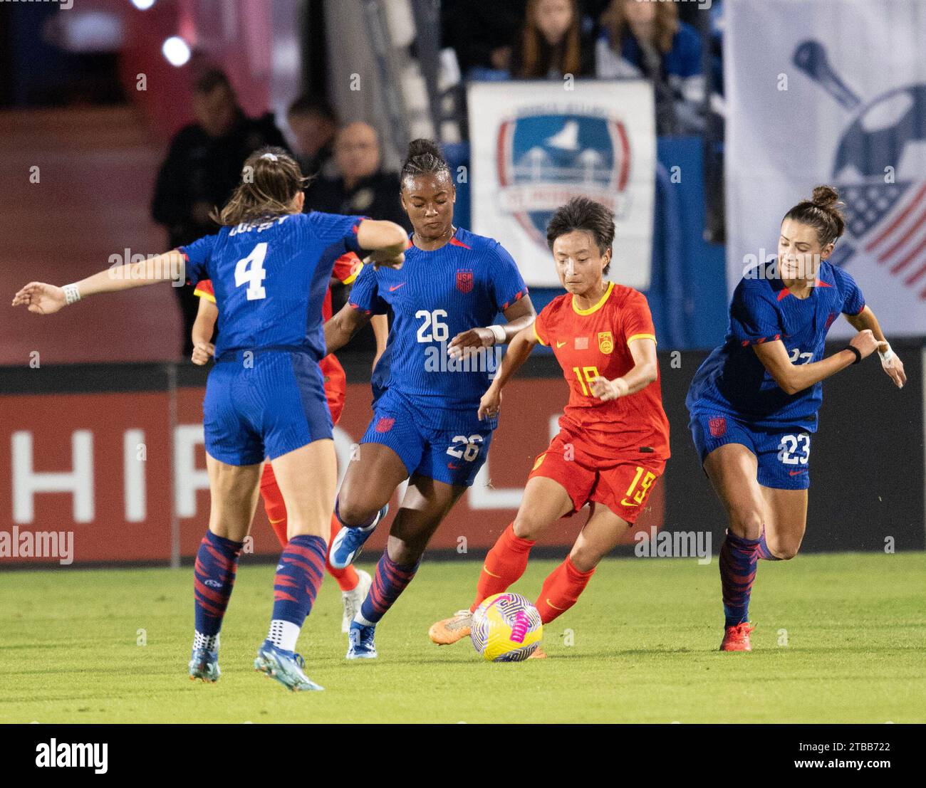 Emily shaw hi-res stock photography and images - Alamy