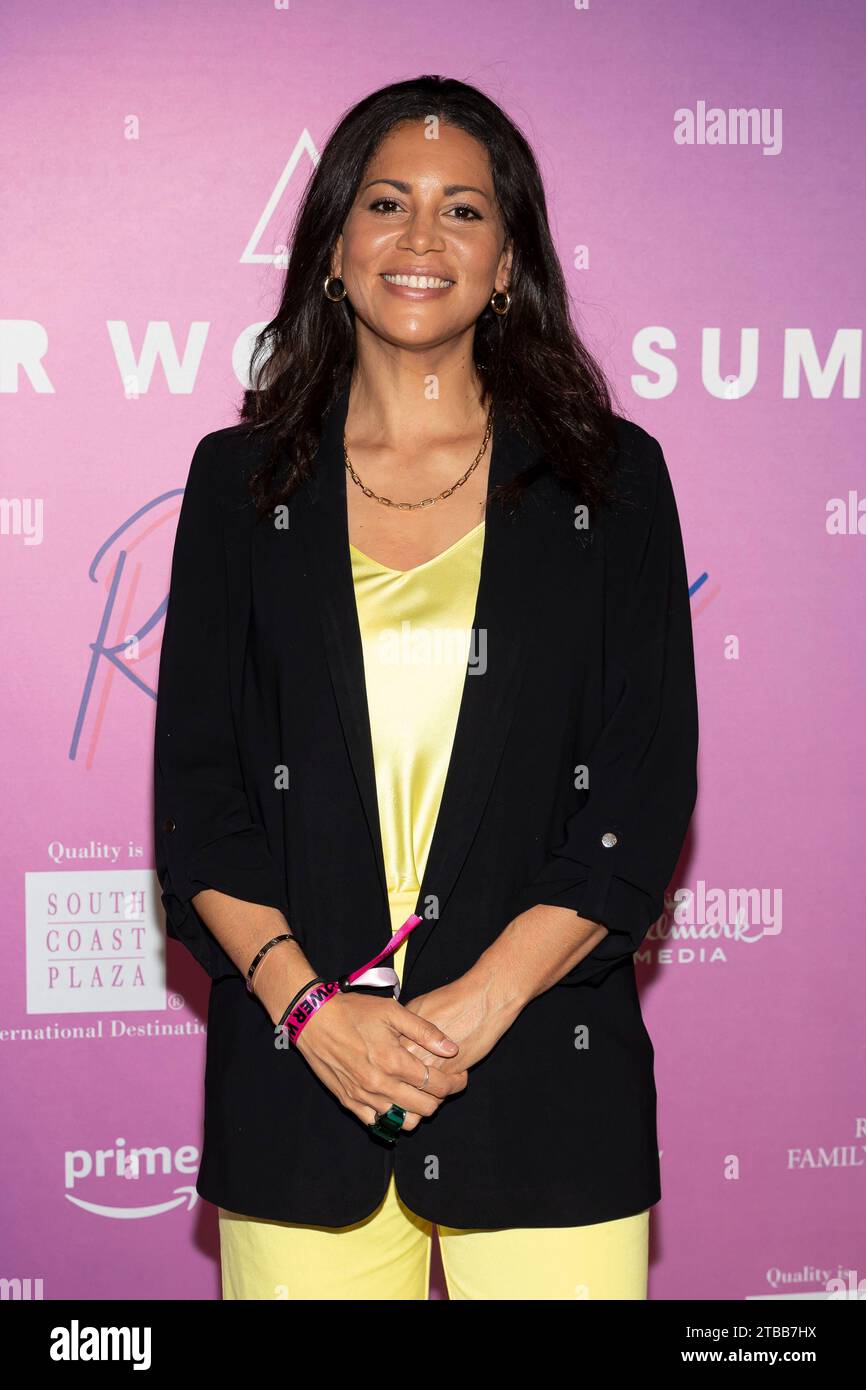 Beverly Hills, USA. 05th Dec, 2023. Johanna Faries attends the arrivals ...