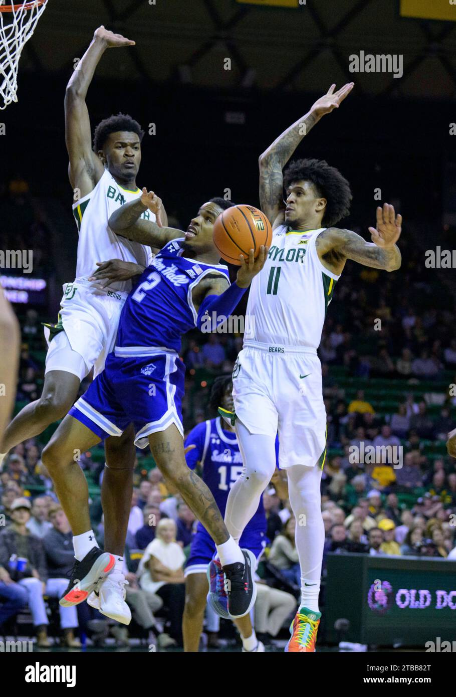 December 5 2023: Seton Hall Pirates guard Al-Amir Dawes (2) shoots the ...