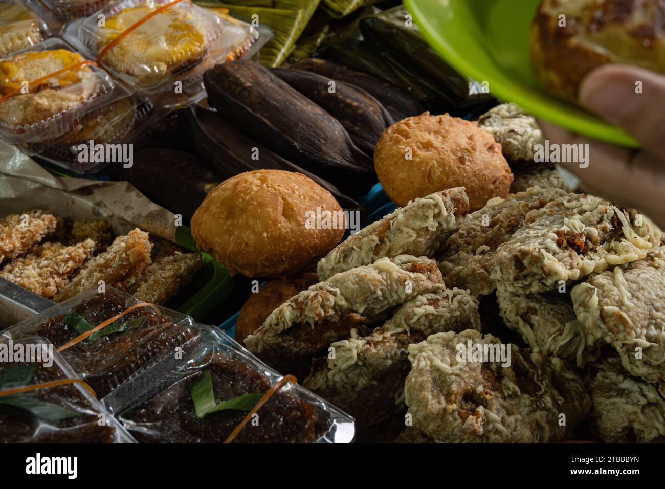 Malay traditional market hi-res stock photography and images - Alamy