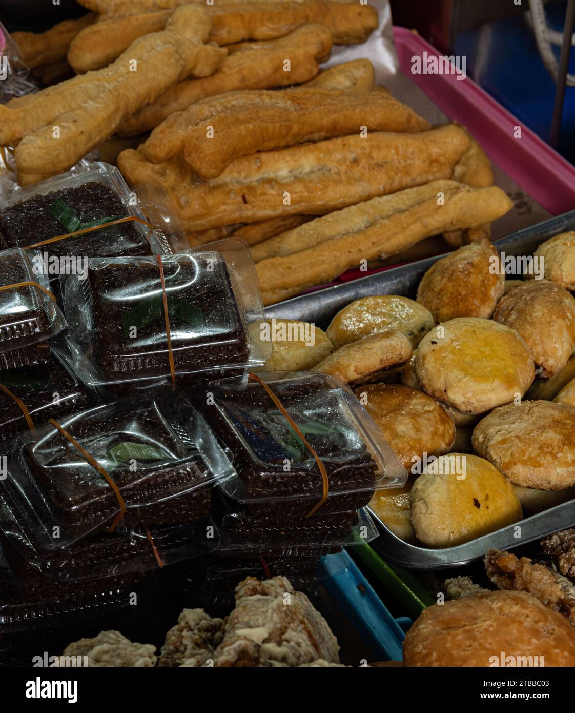 Malay snacks hi-res stock photography and images - Alamy