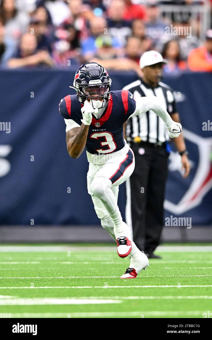 Houston Texans wide receiver Tank Dell (3) in action during an NFL ...
