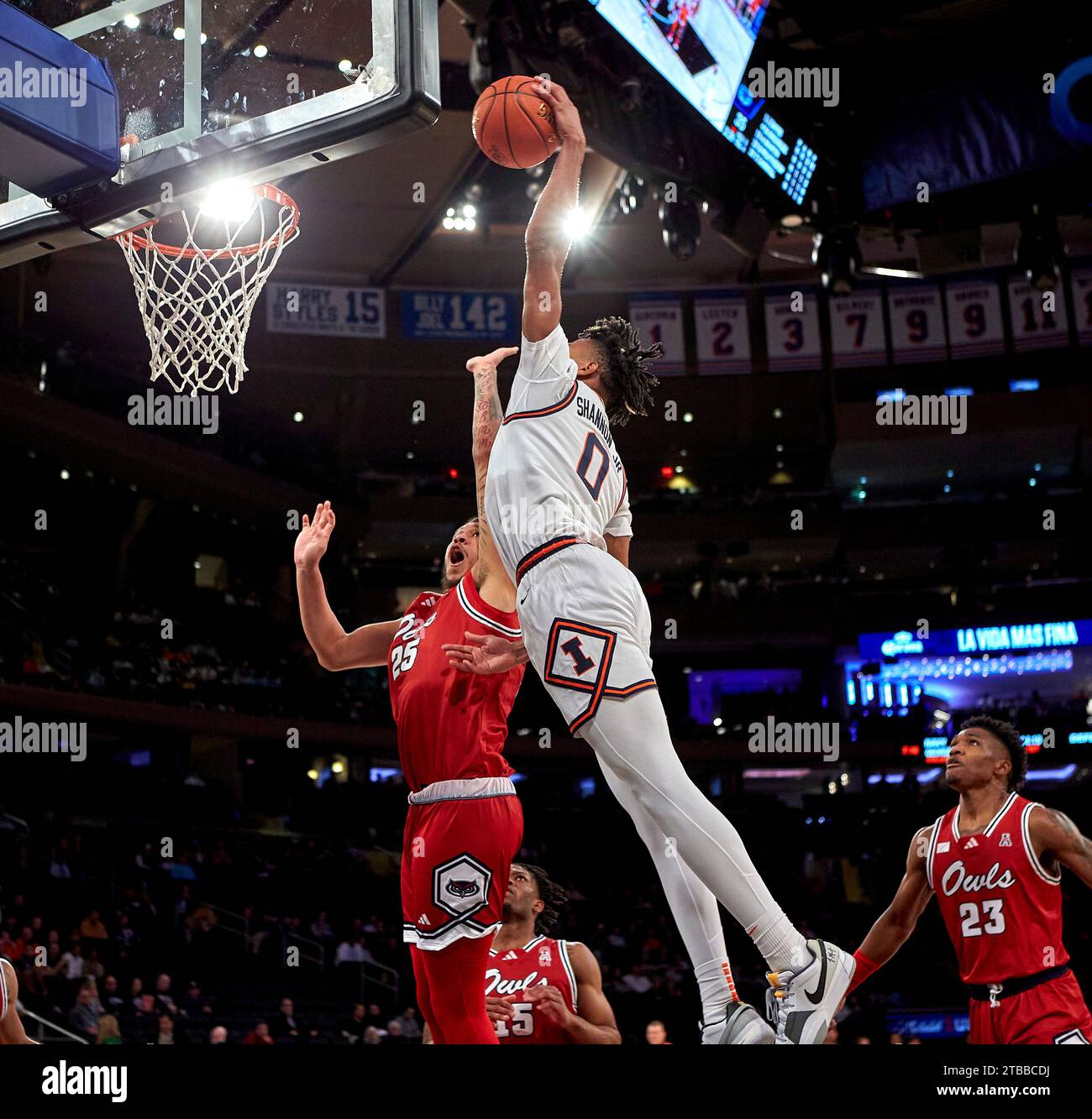 New York, United States. 05th Dec, 2023. Illinois Fighting Illini guard ...