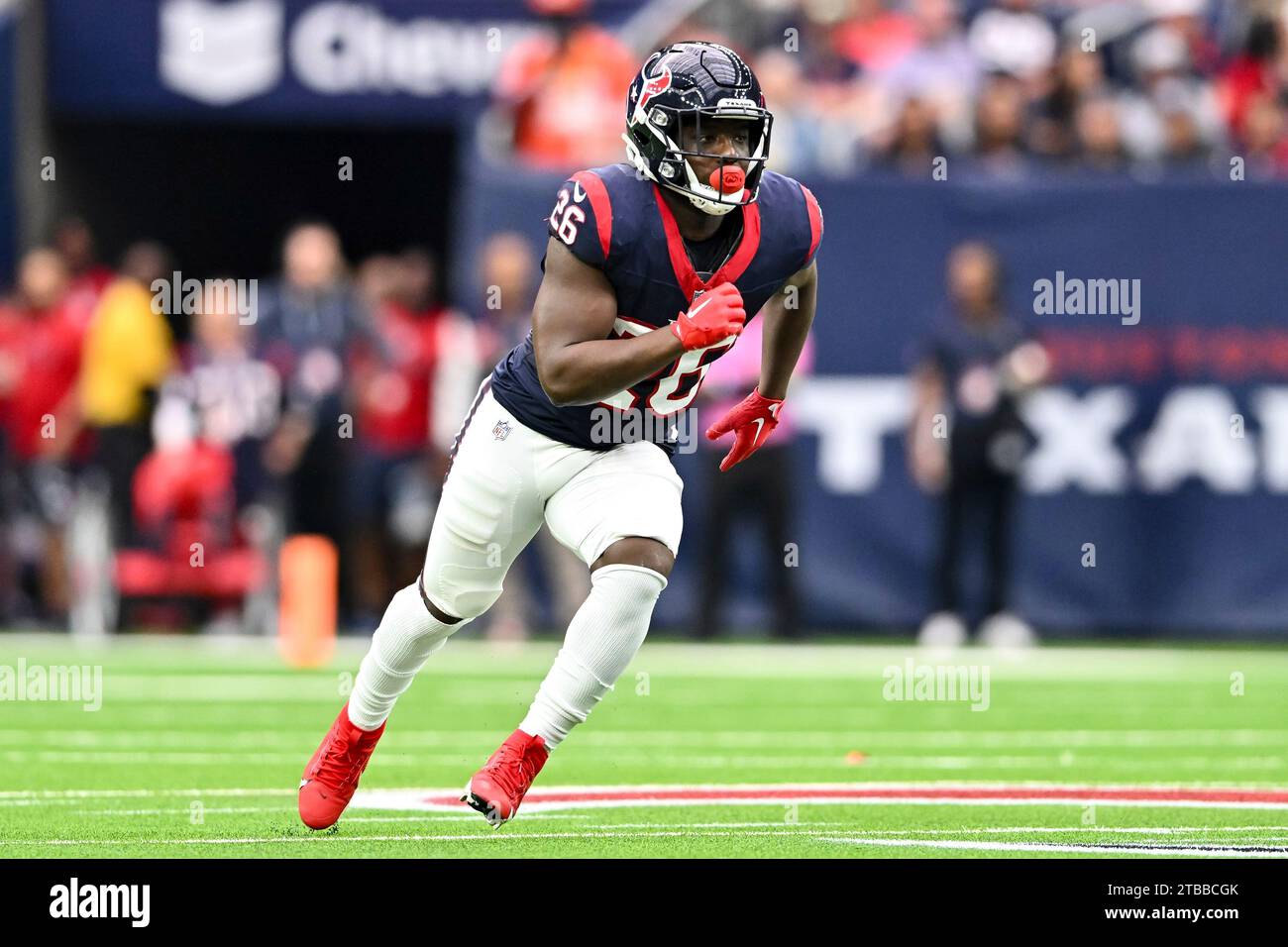 Houston Texans running back Devin Singletary (26) in action during an ...
