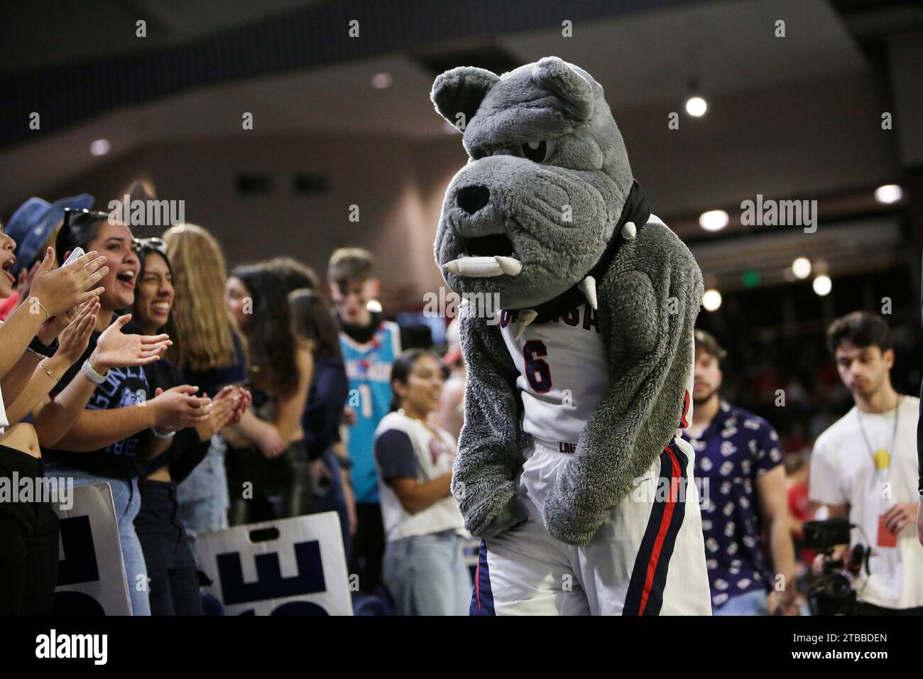 Gonzaga mascot Spike the Bulldog interacts with fans before an NCAA ...