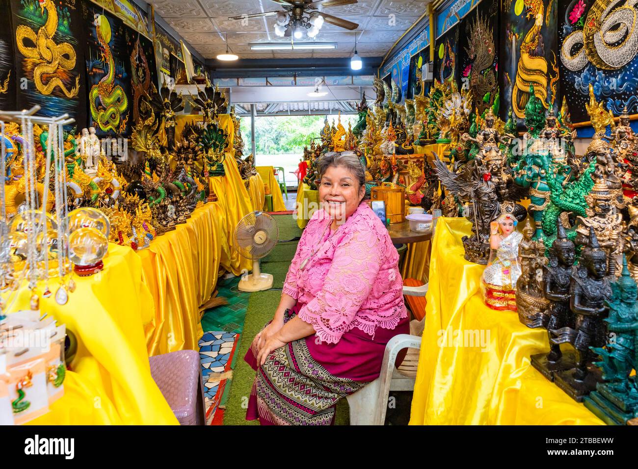 Wat Kham Chanot(Kamchanod), market area of temple, Ban Dung, Udon Thani ...
