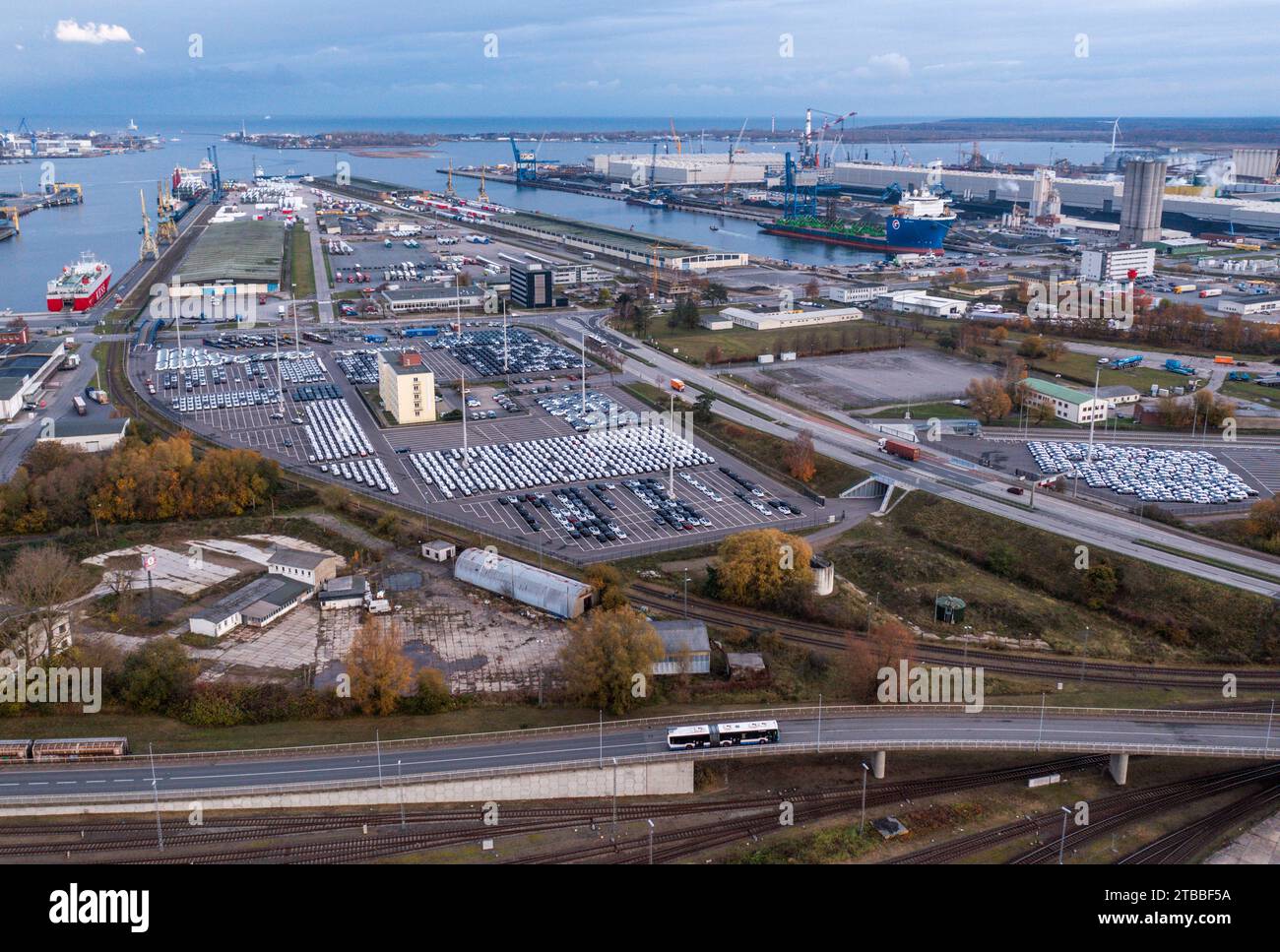 Rostock, Germany. 21st Nov, 2023. The seaport with various port basins ...