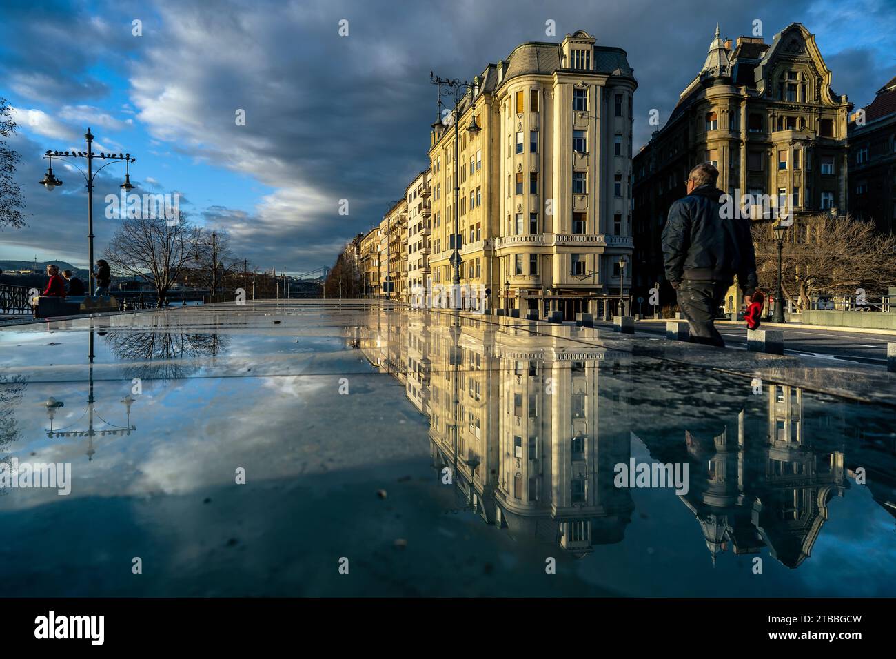 Rainy cityscape photography hi-res stock photography and images - Alamy