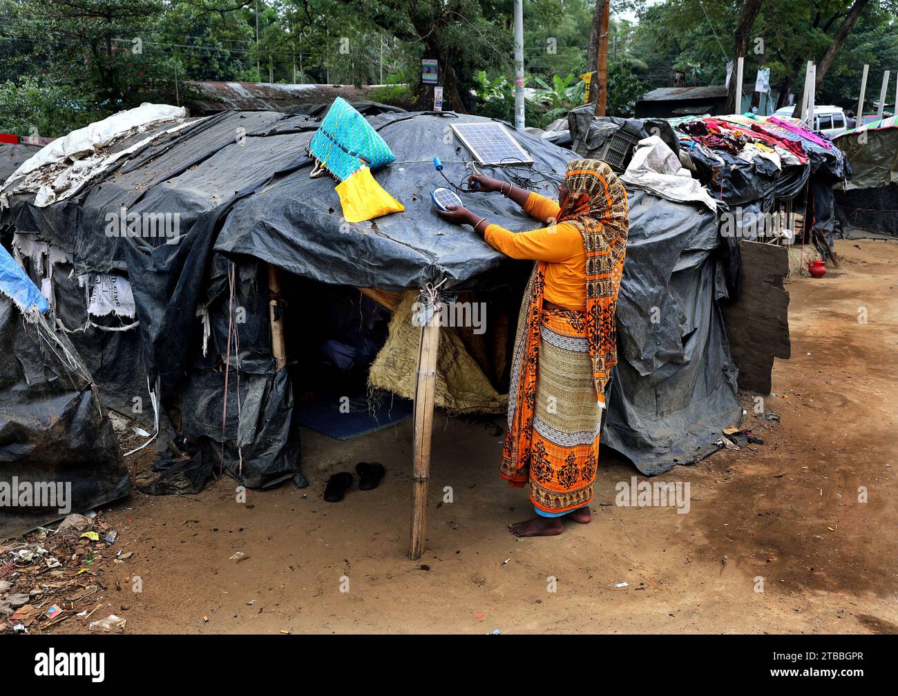 Chittagong, Potia, Bangladesh. 5th Dec, 2023. Life picture of Bede ...