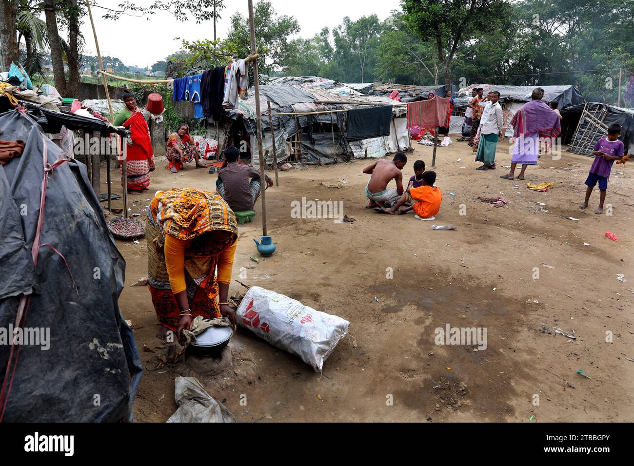 Line of people playing with snake hi-res stock photography and images ...