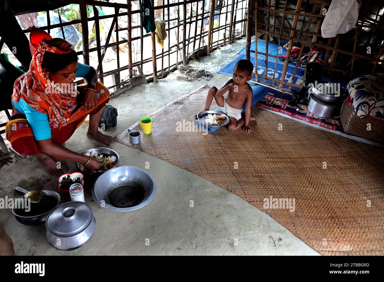 Chittagong, Potia, Bangladesh. 5th Dec, 2023. Life picture of Bede ...