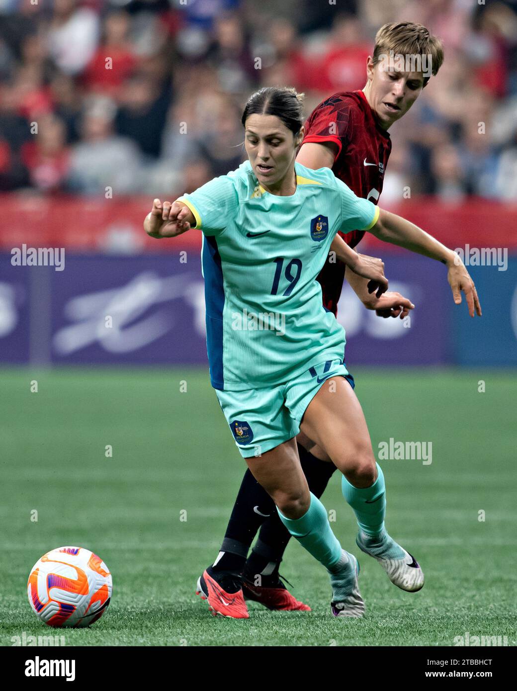 Vancouver, Canada. 5th Dec, 2023. Katrina Gorry (front) of Australia ...