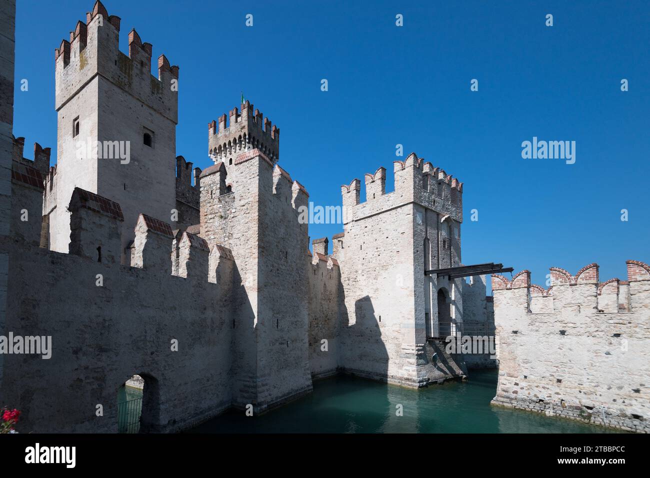 Gothic Castello scaligero di Sirmione (Scaligero Castle of Sirmione ...