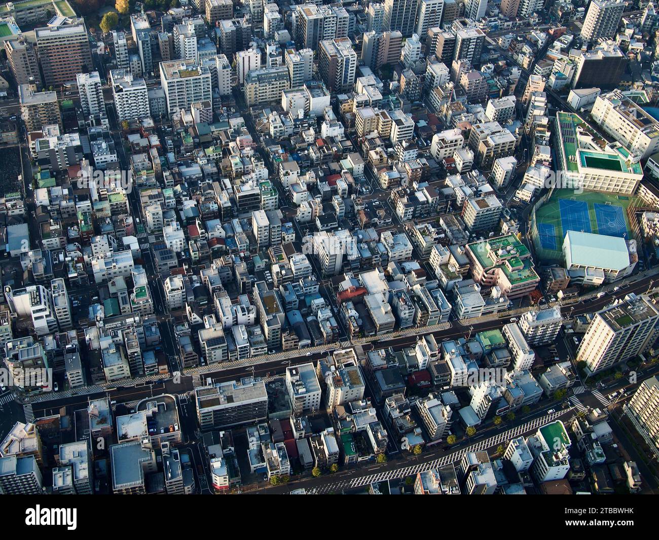 Aerial view of Tokyo as seen from the observation deck of Tokyo Skytree ...