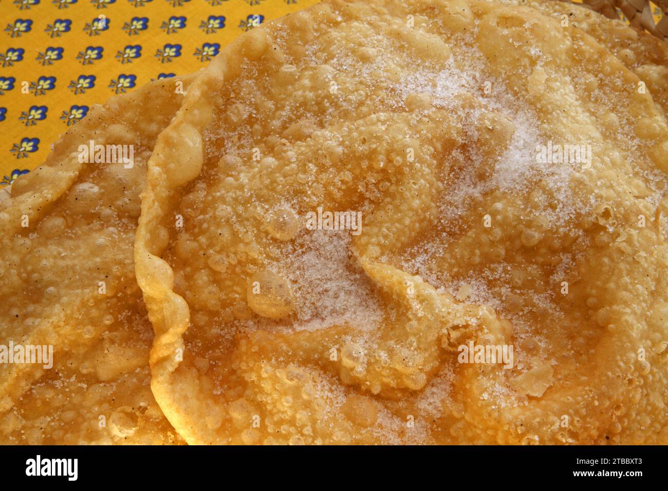 Oreillettes hi-res stock photography and images - Alamy