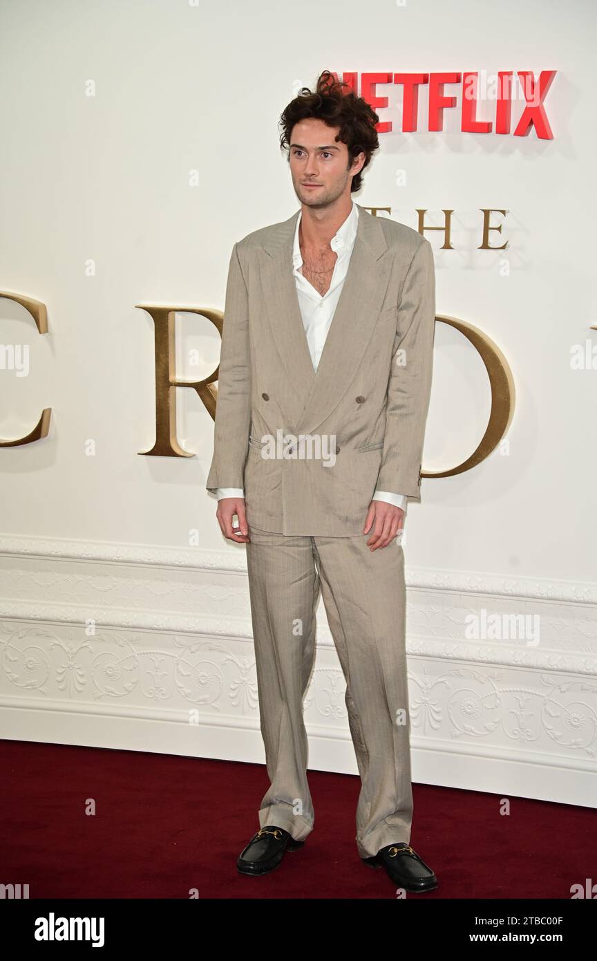 London, UK. 5th Dec, 2023. Oli Green attends Netflix Presents The Crown ...