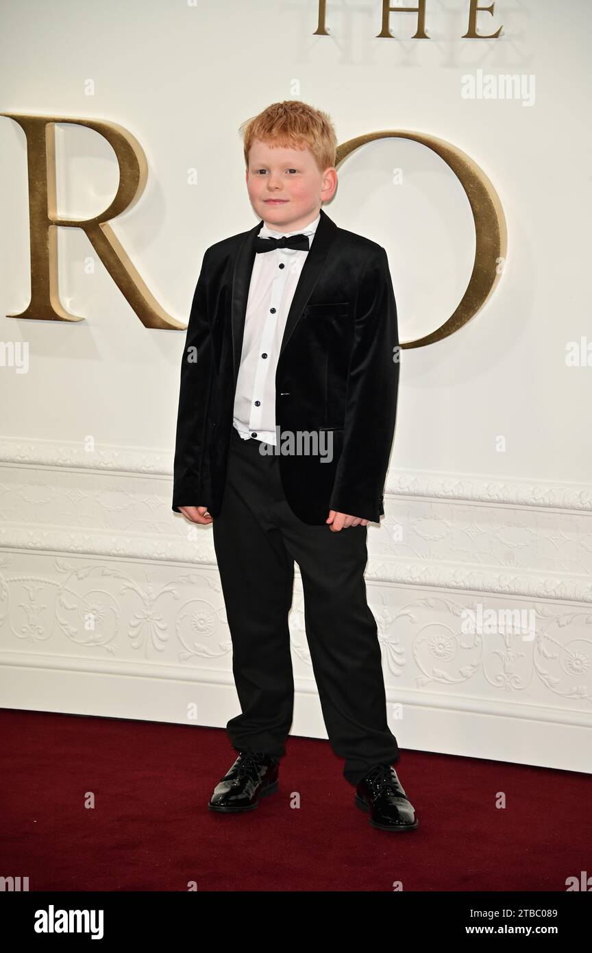 London, UK. 5th Dec, 2023. Teddy Hawley and Timothee Sambor attends ...