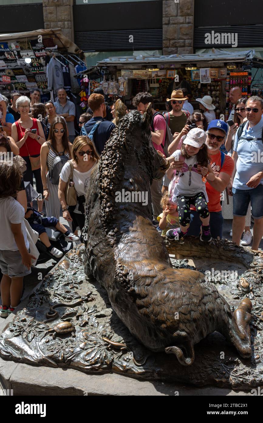 Fontano del porcellino hi-res stock photography and images - Alamy