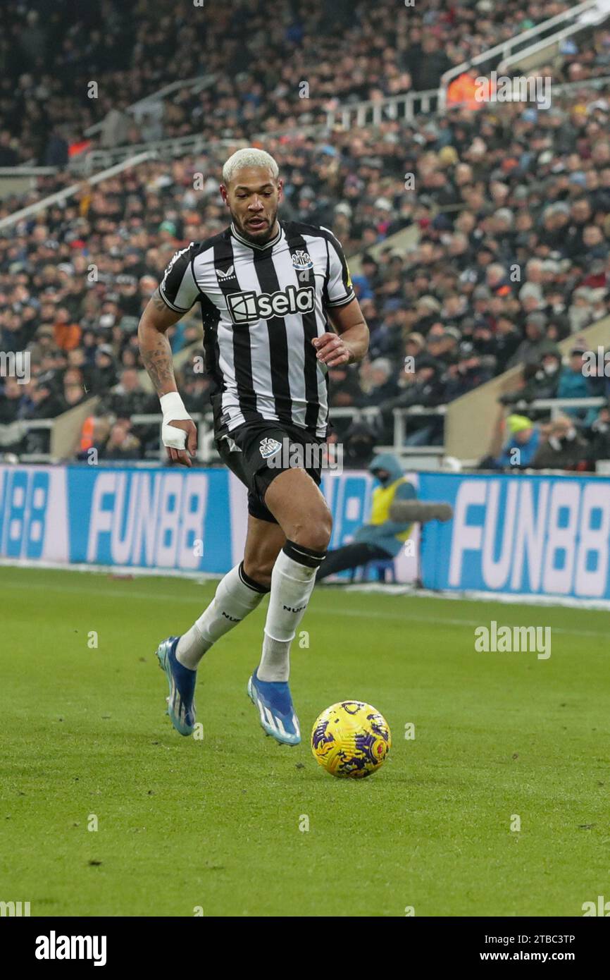 Joelinton of newcastle united hi-res stock photography and images - Alamy