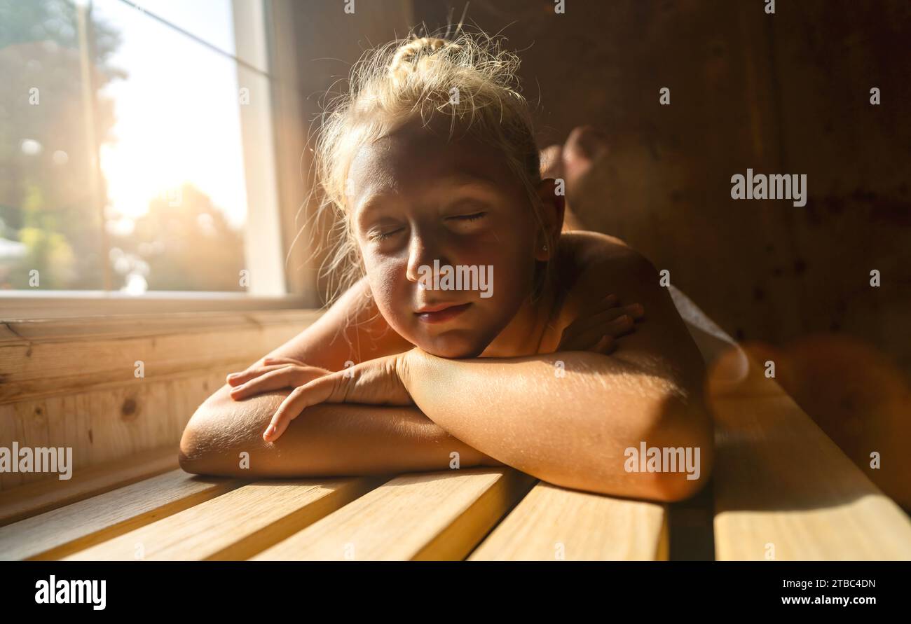 Sauna family child hi-res stock photography and images - Alamy