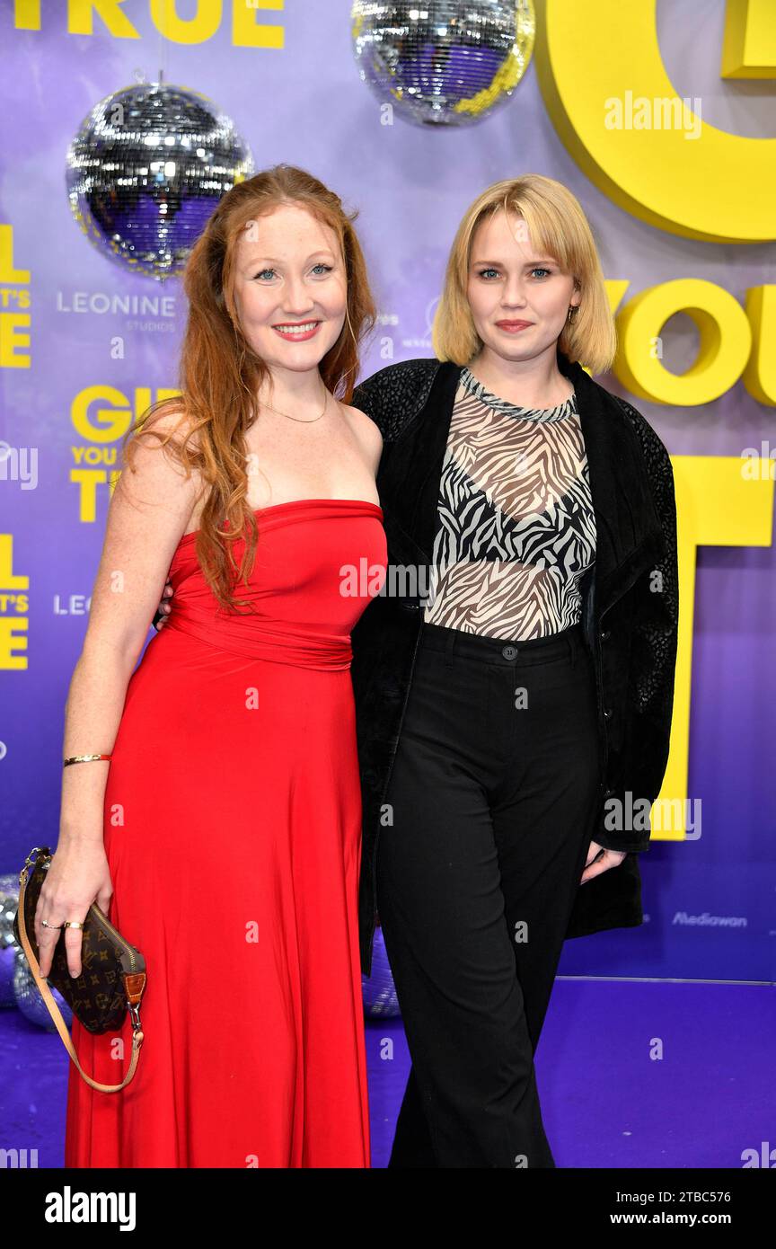 Roxanne Rittmann und Eva Nürnberg bei der Premiere des Kinofilms 'Girl ...