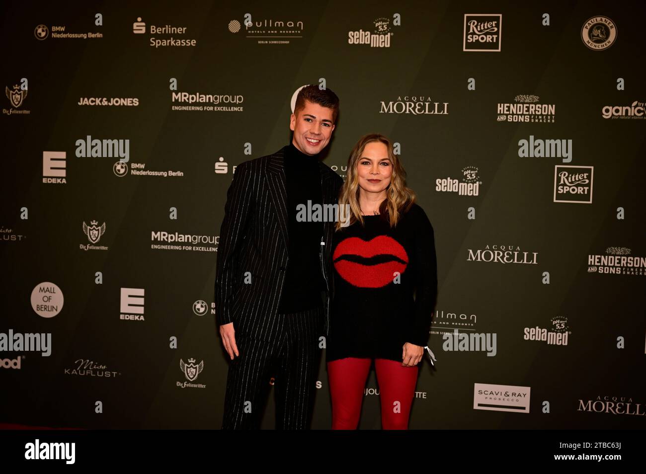 Maximilian Seitz und Regina Halmich bei der Strassenfeger Charity ...