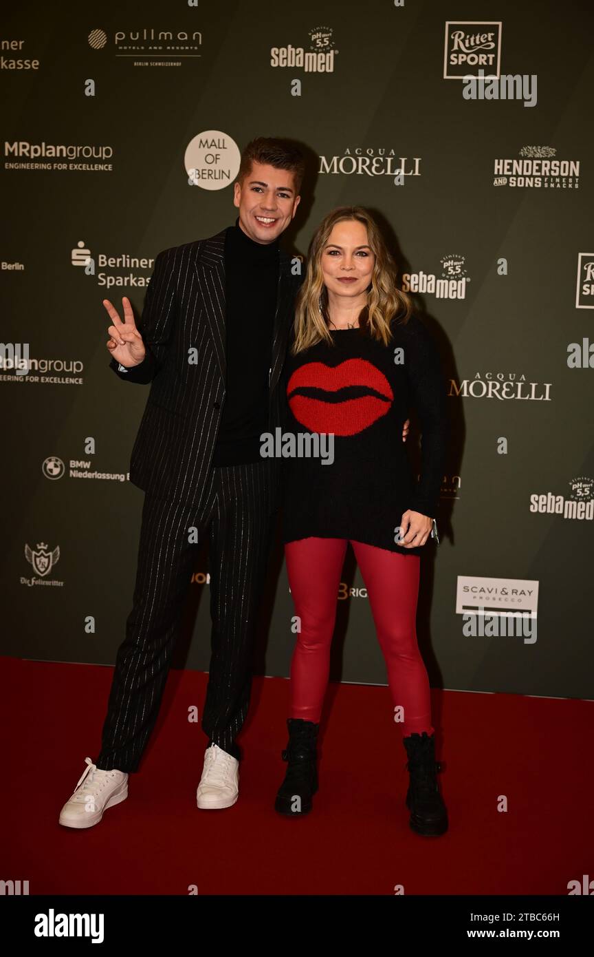 Maximilian Seitz und Regina Halmich bei der Strassenfeger Charity ...