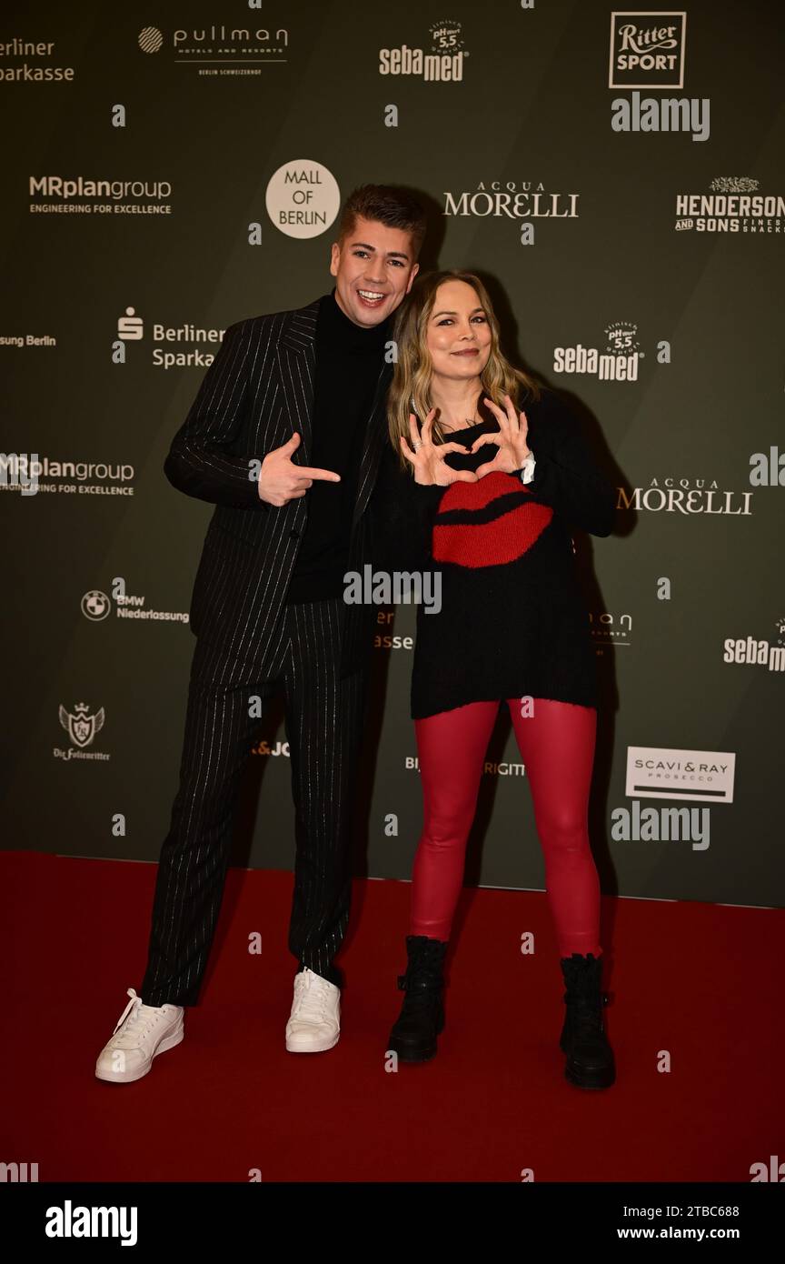 Maximilian Seitz und Regina Halmich bei der Strassenfeger Charity ...