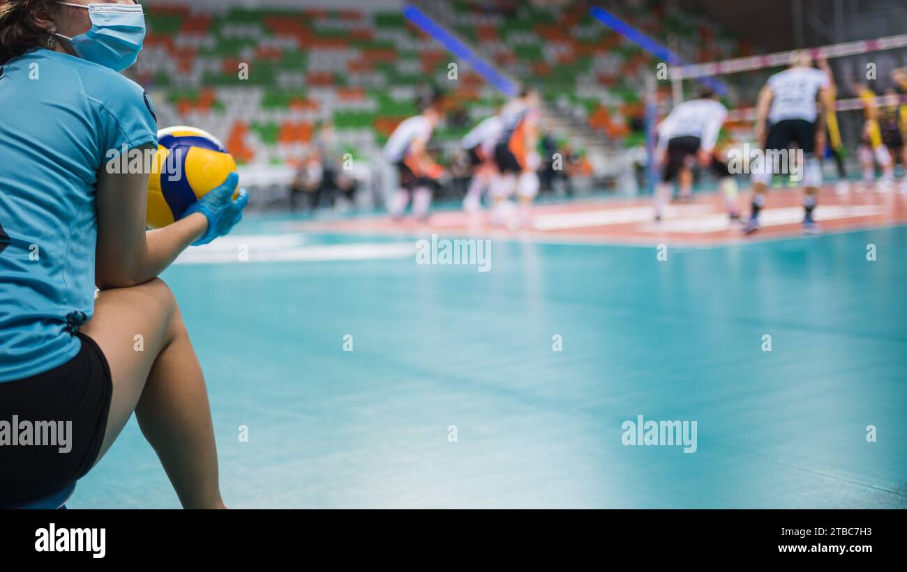 Volleyball player female athlete hi-res stock photography and images ...