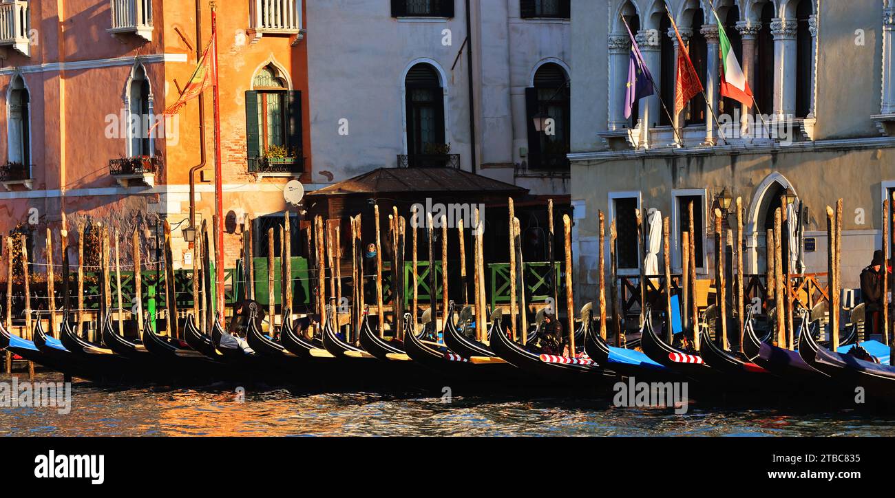Gondola, Gondoliere, Gondel, Venedig. Rudern, Romantisch, Idyllisch ...