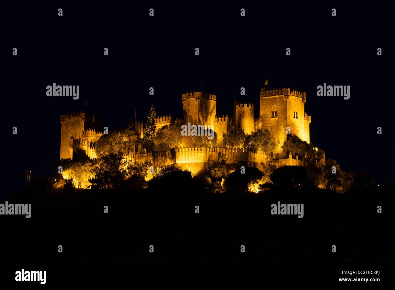 Night castle picture hi-res stock photography and images - Alamy