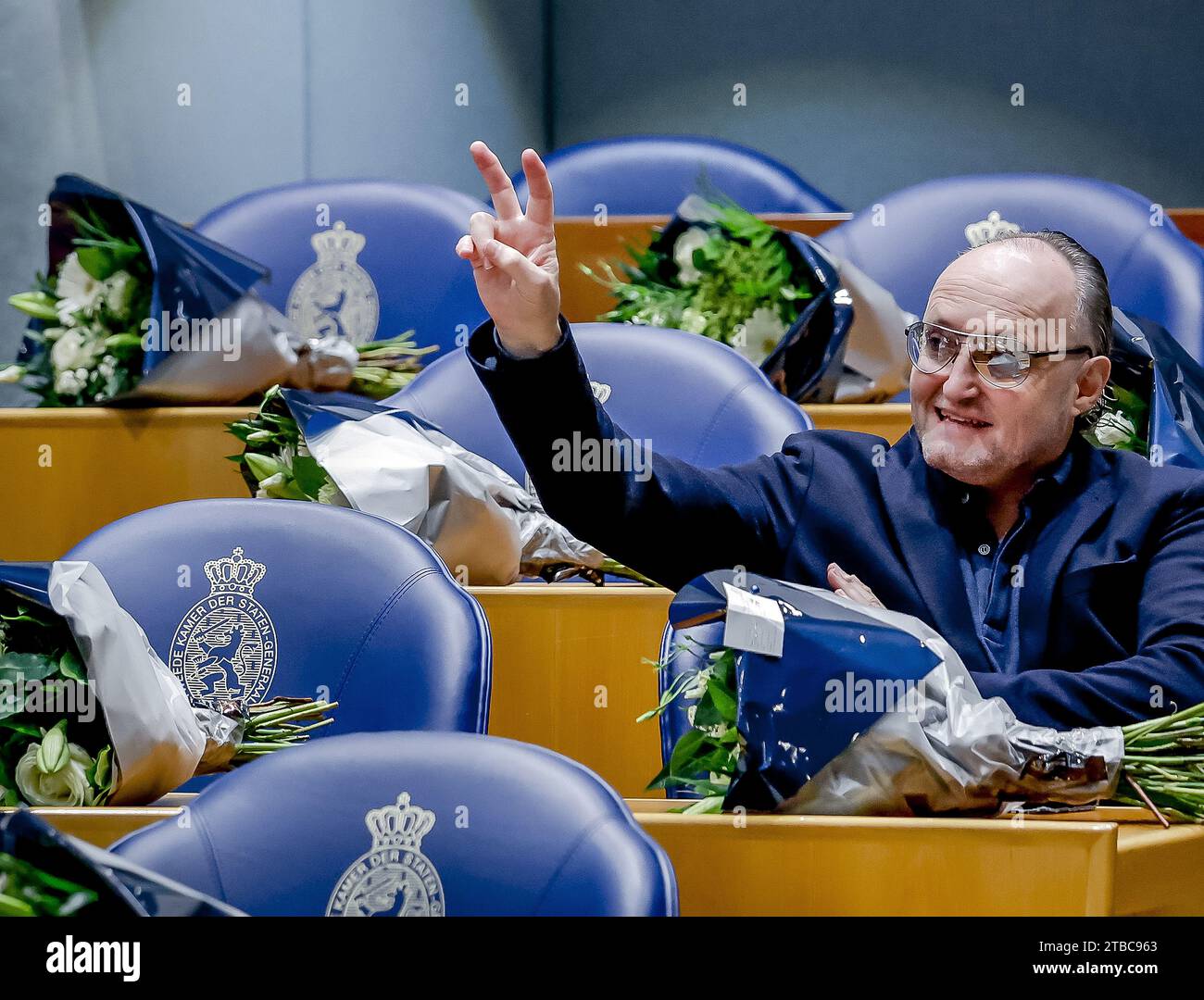 Plenary hall older adult hi-res stock photography and images - Alamy