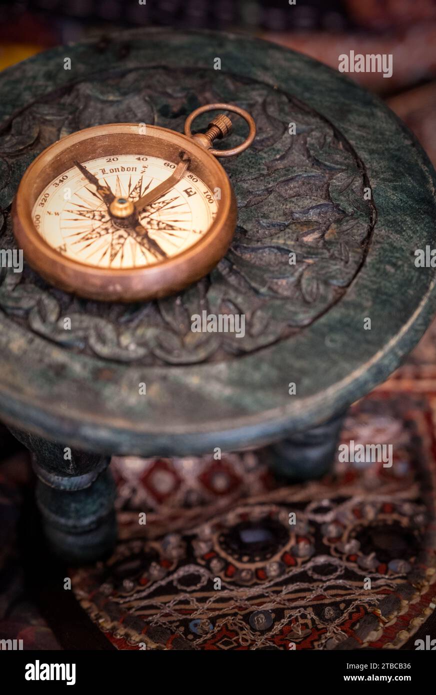 Vintage navigation compass made of brass Stock Photo - Alamy