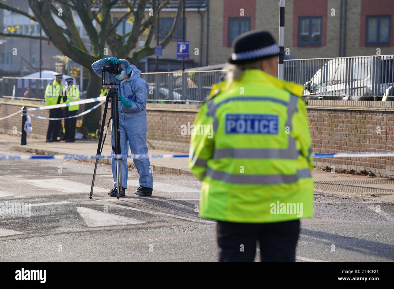 Metropolitan police officers hackney hi-res stock photography and ...