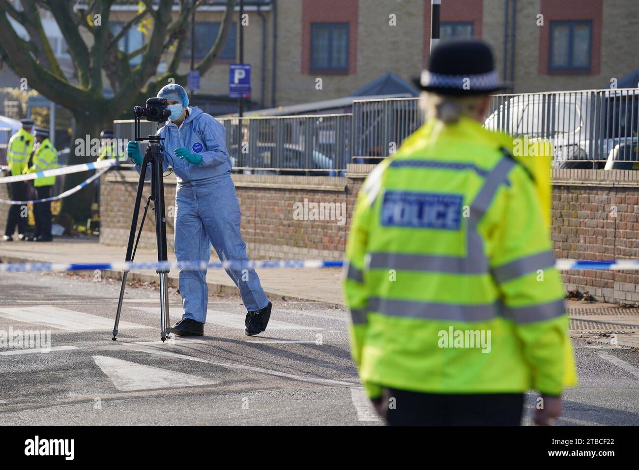Metropolitan police officers hackney hi-res stock photography and ...