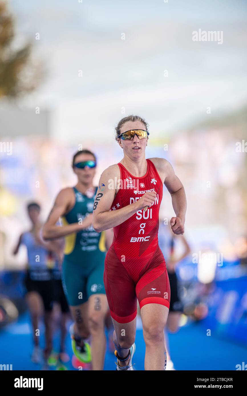 Julie Derron running in Pontevedra in the 2023 World Triathlon ...