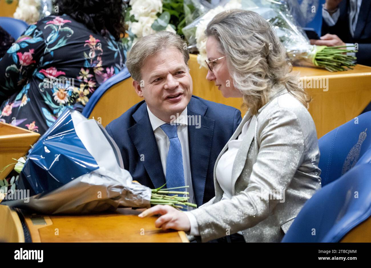 Nsc two people hi-res stock photography and images - Alamy