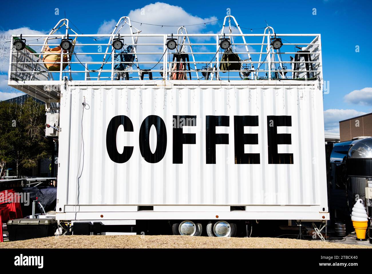 Cafe shop from cargo container hi-res stock photography and images - Alamy