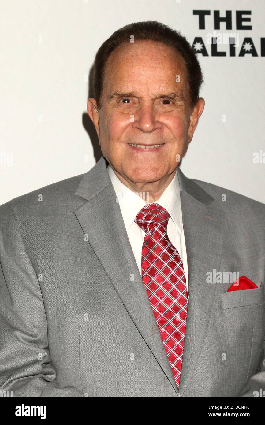 Rich little hi-res stock photography and images - Alamy