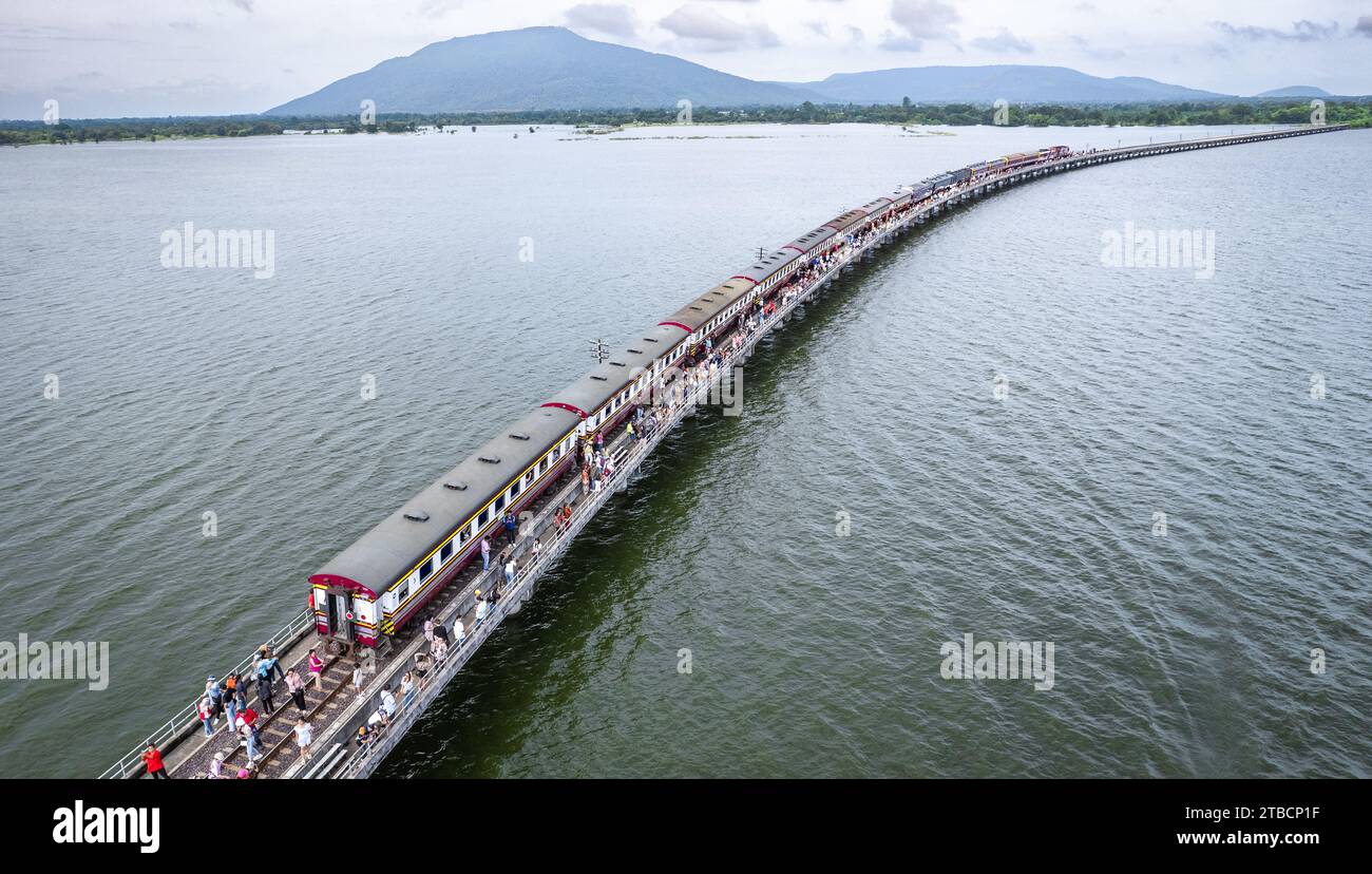 Aerial view of the floating train in Pasak Chonlasit Dam, Lopburi ...