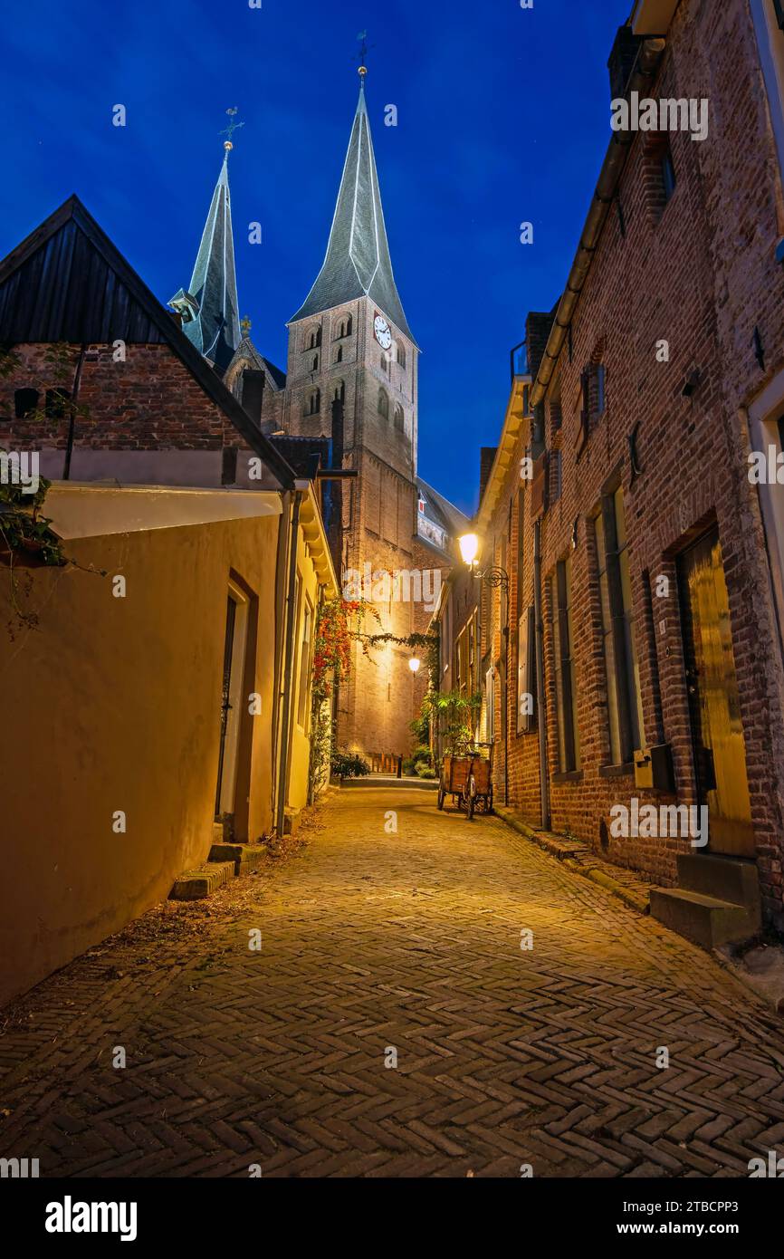 Netherlands romanesque gothic architecture hi-res stock photography and ...
