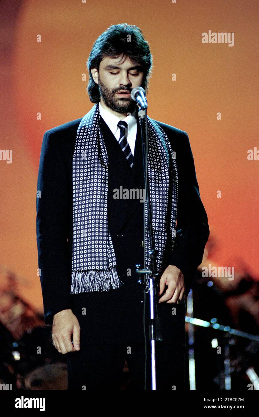 Andrea bocelli 1997 hi-res stock photography and images - Alamy