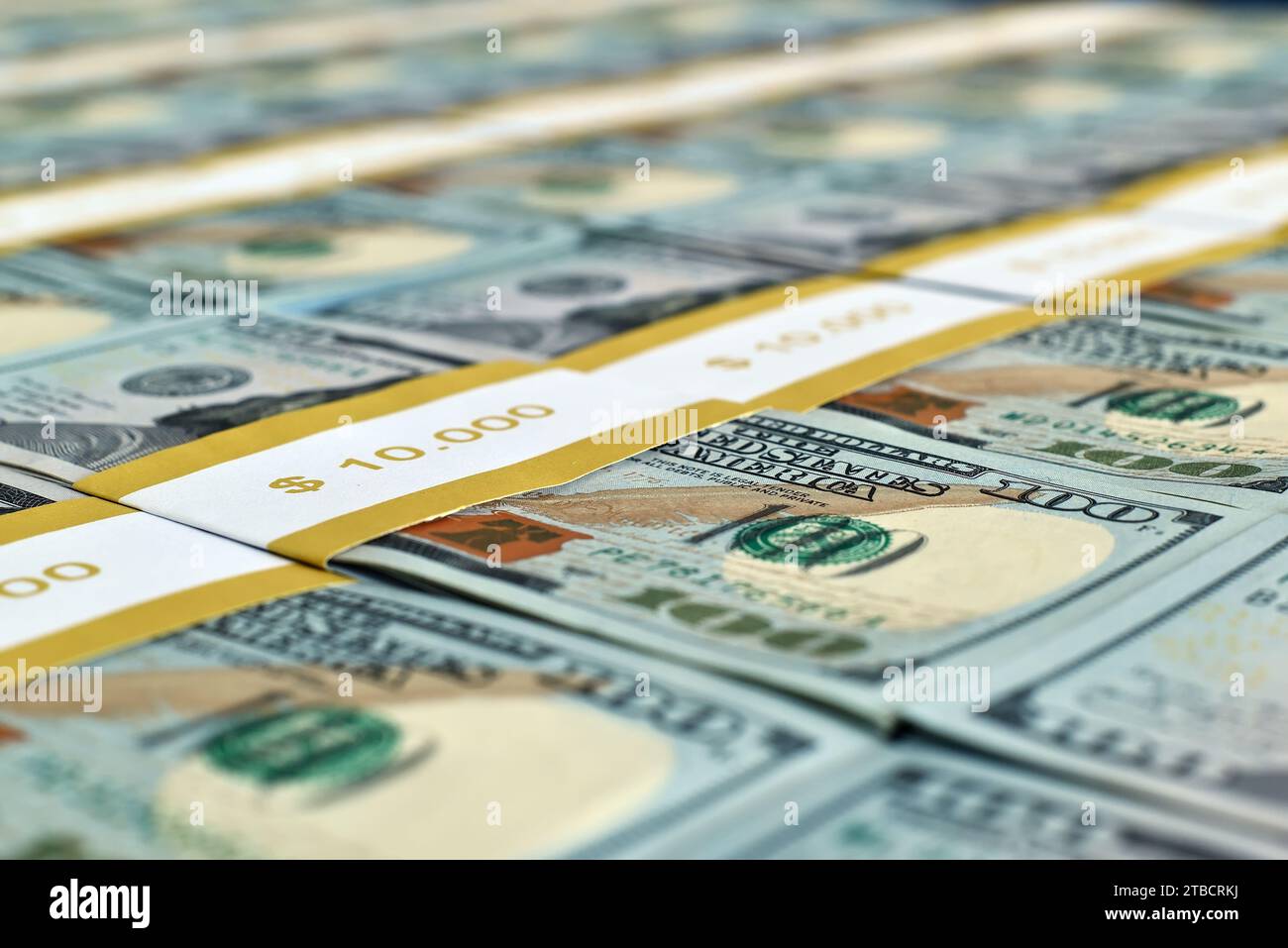 Bundles of hundred dollar bills hi-res stock photography and images - Alamy