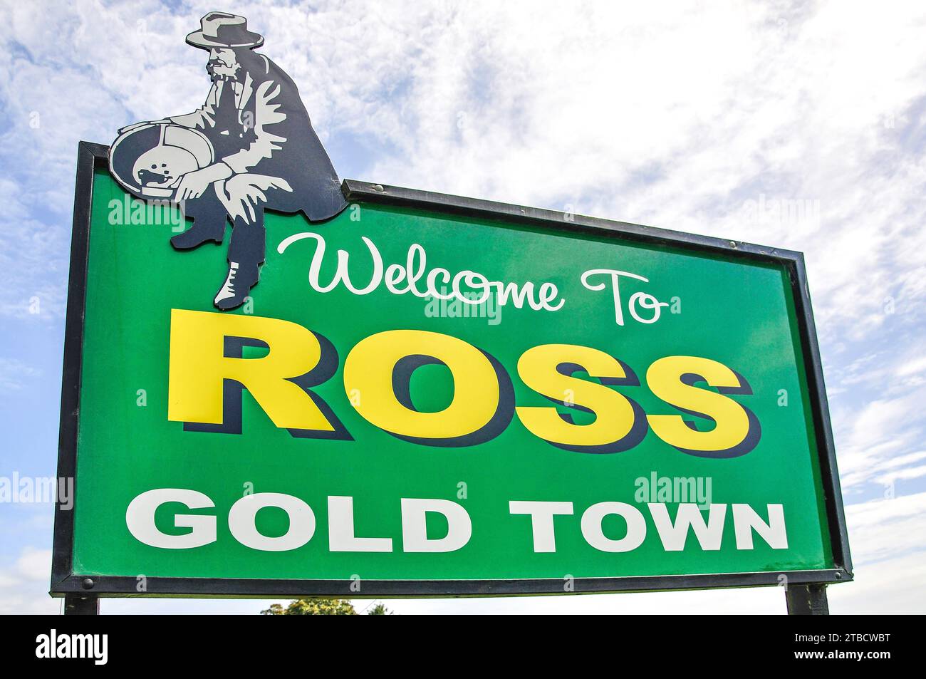 Welcome to Ross 'Gold Town' sign, Ross, West Coast Region, South Island ...